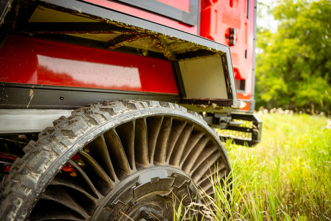 First response trailer rolls on Michelin's Tweel airless tires | Rubber ...