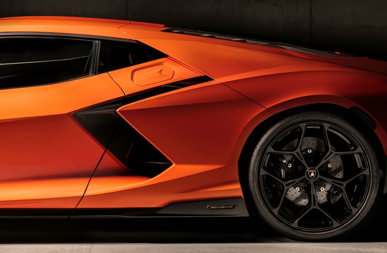 SRI's Dunlop, Bridgestone selected as OEs for Subaru, Lexus, Lambo ...