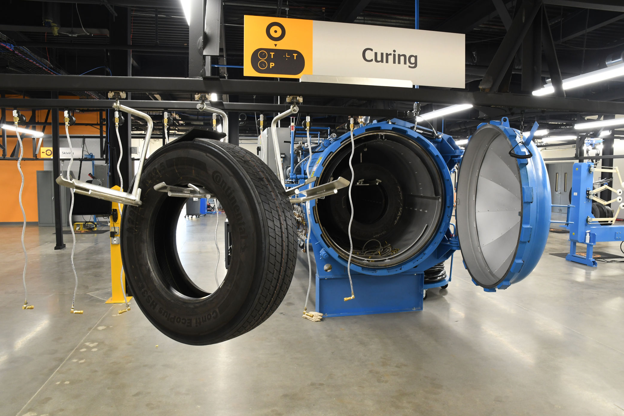 Continental opens Retread Solutions Development Center in S.C. | Rubber ...