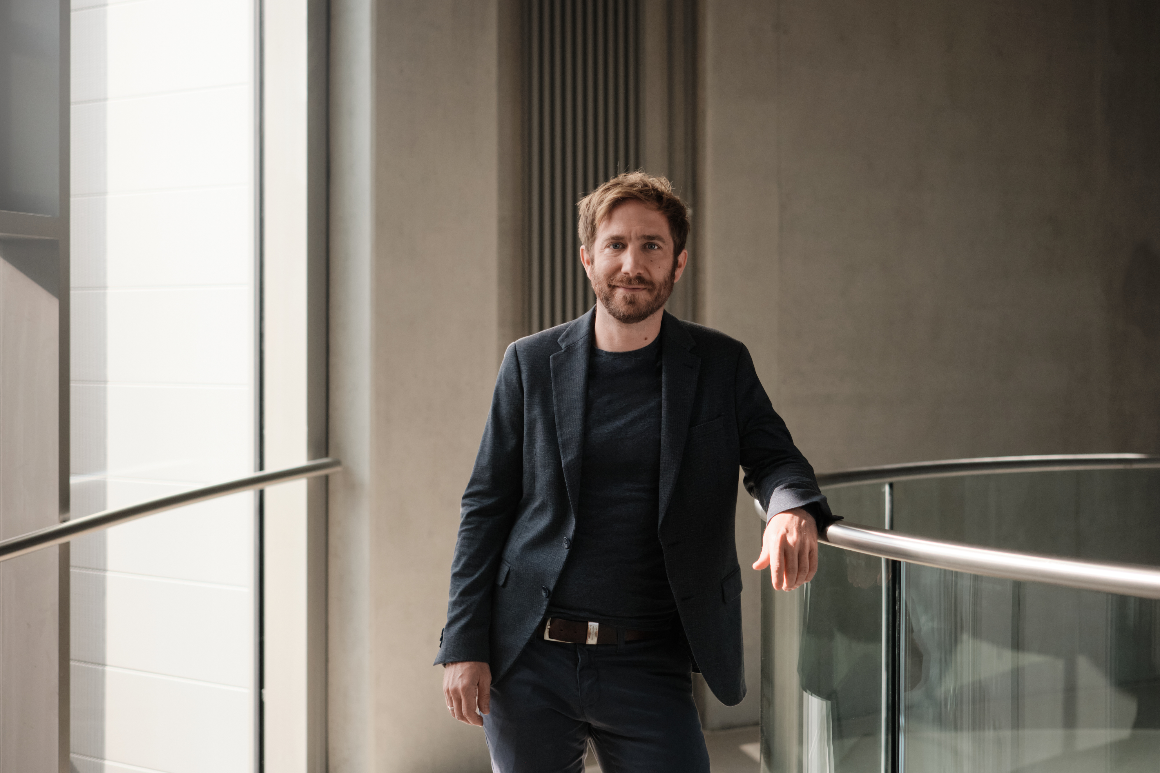 Wacker honors Lutz Greb with 2025 Silicone Award | Rubber News