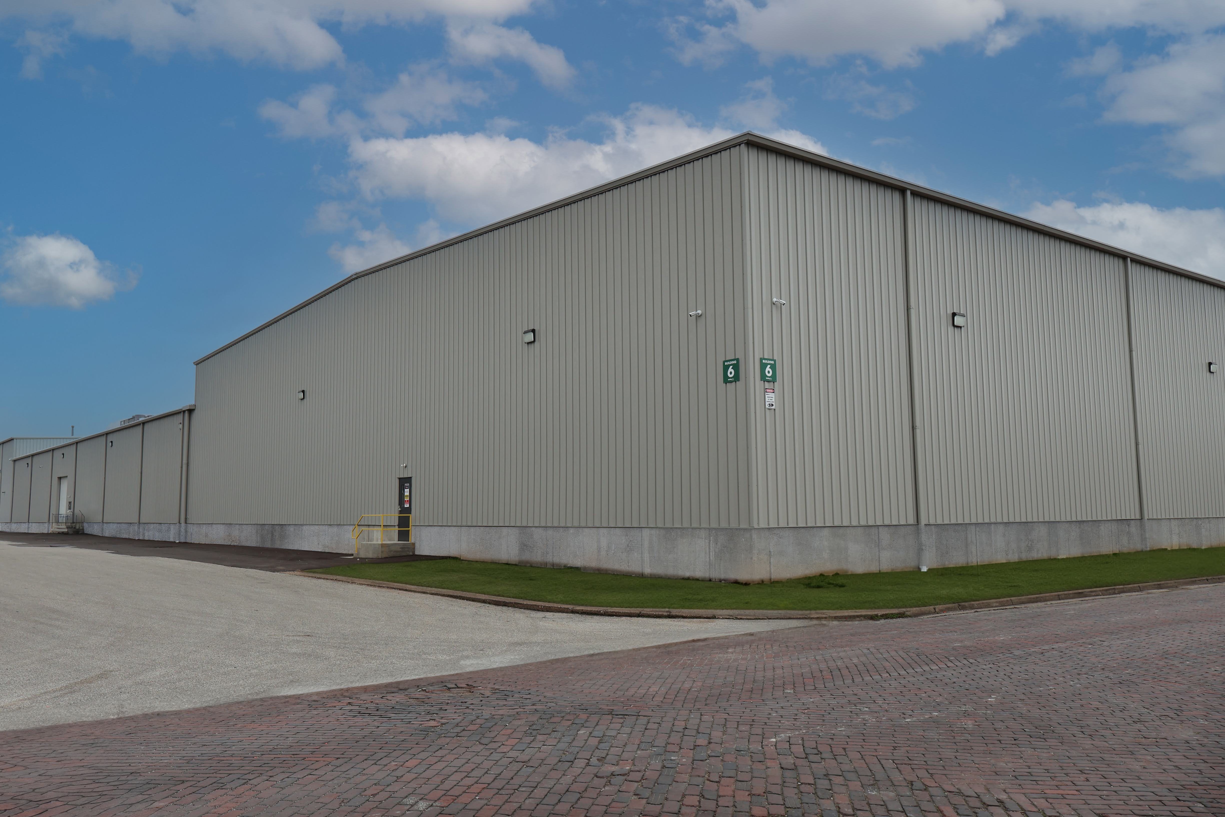 Rubberlite adds new building to footprint in Huntington | Rubber News