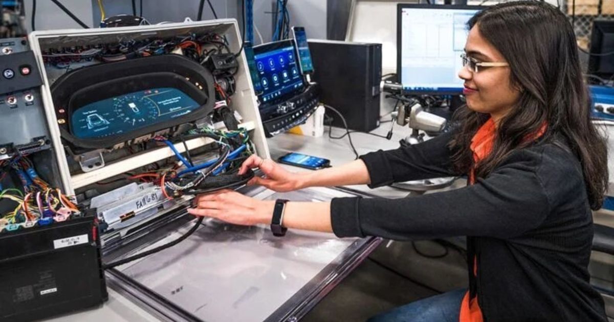 General Motors (GM) to hire 3,000 software engineers, designers to ...