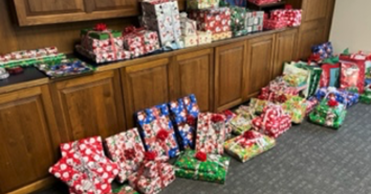 Harwick Standard, Western Reserve workers help with Christmas wish ...