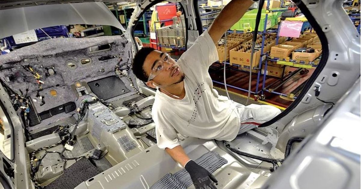 Ford-flip-flops-on-manufacturing-electric-autonomous-cars-in-Michigan ...