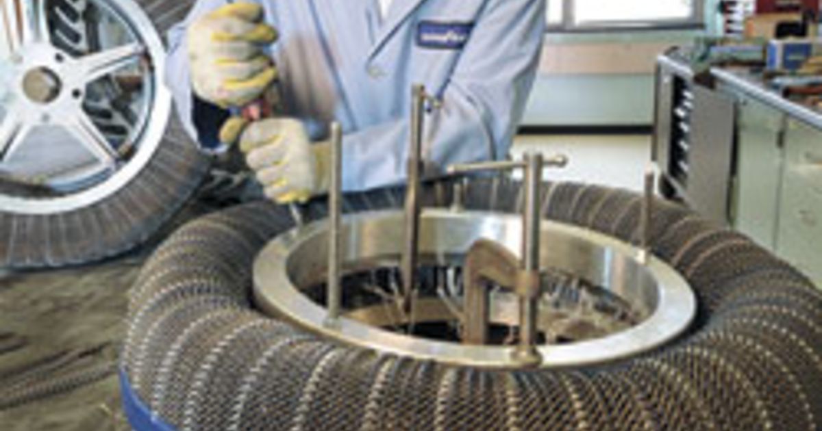 Goodyear-creates-tires-for-use-on-NASA-moon-vehicles | Rubber News