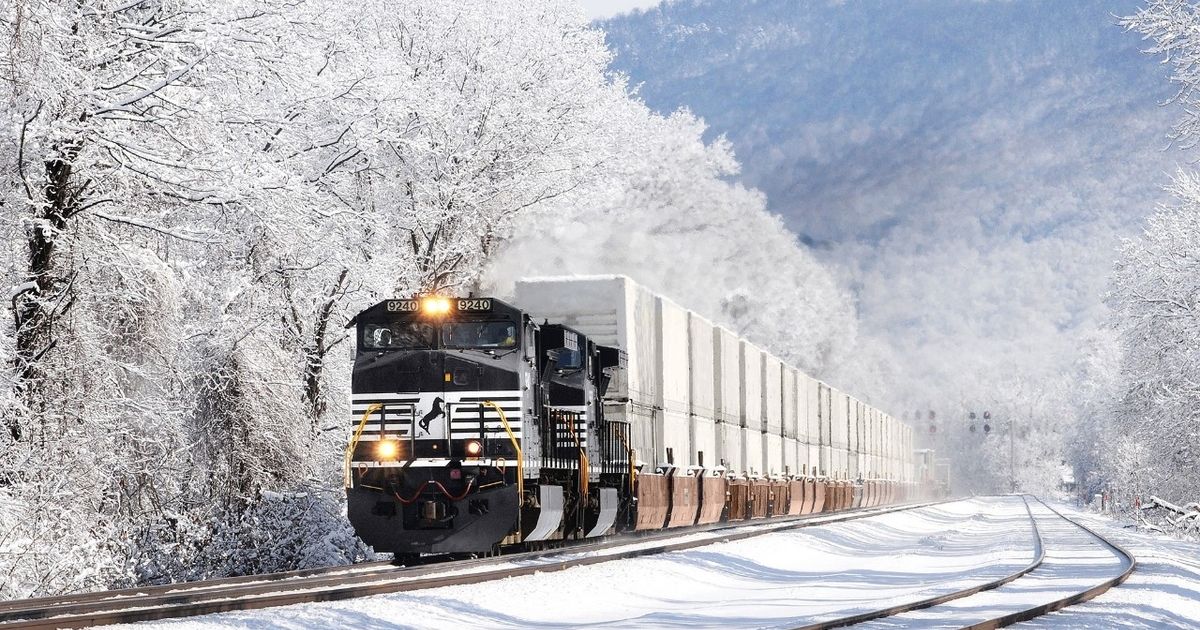 Norfolk Southern Railway adopts Goodyear TPMS Plus technology | Rubber News