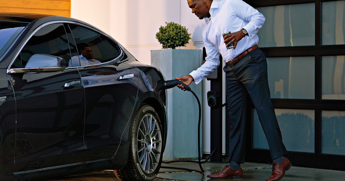 Bridgestone Turanza EV tire designed for performance, sustainability ...